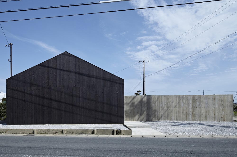 額縁の平屋｜静岡・浜松の建築家との家づくりならマブチ工業
